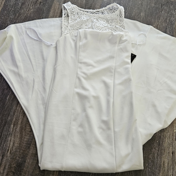 Lulus | Dresses | Lulus White Maxi Dress | Poshmark